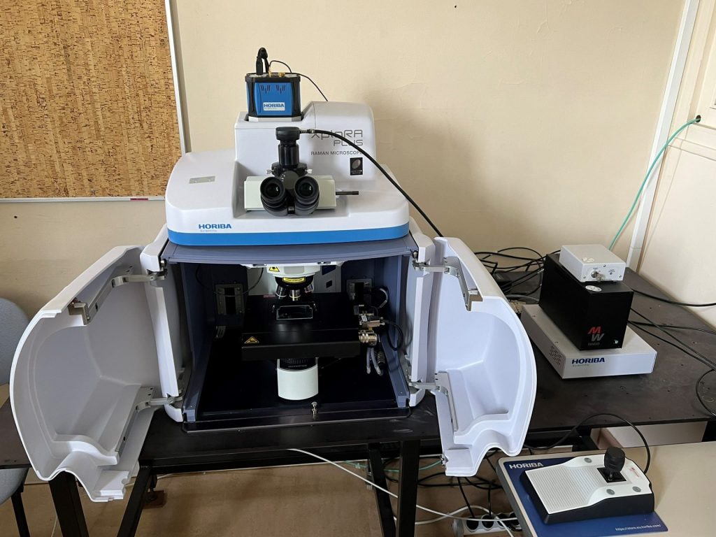 Characterization Techniques at LEDNA (anglais) - IRAMIS