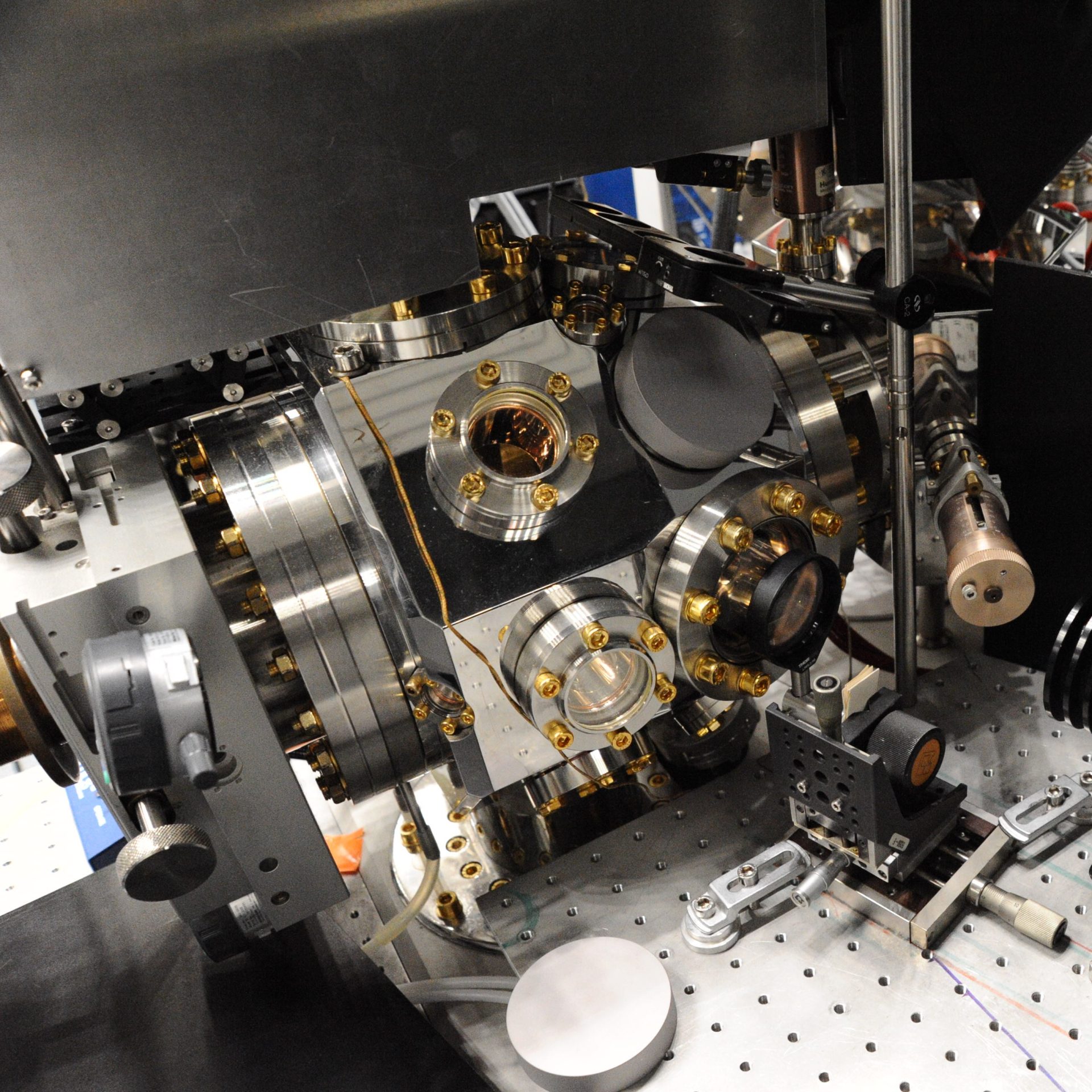 LEEM-PEEM III Elmitec GmbH - IRAMIS