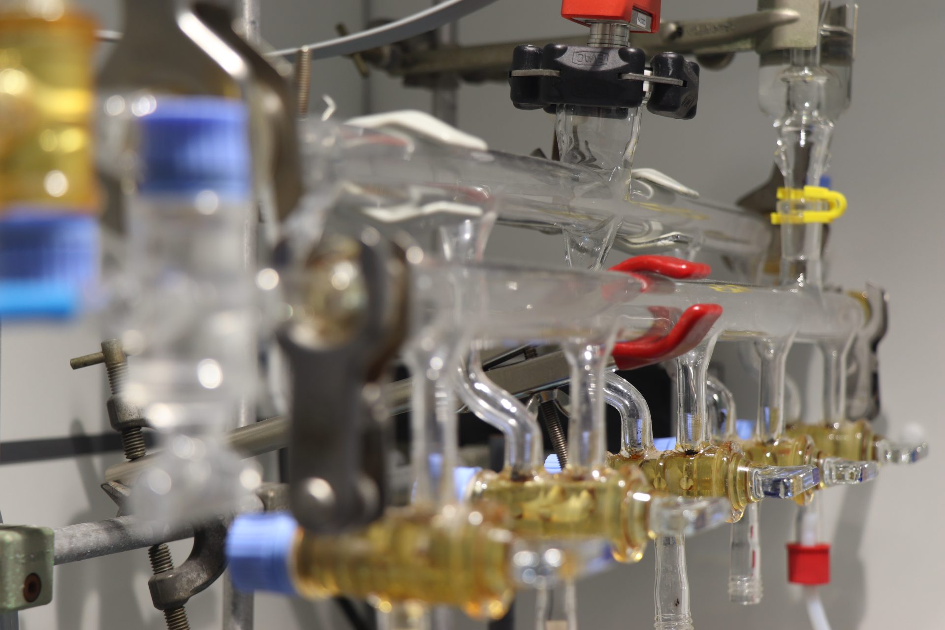 Equipment at LCMCE - IRAMIS